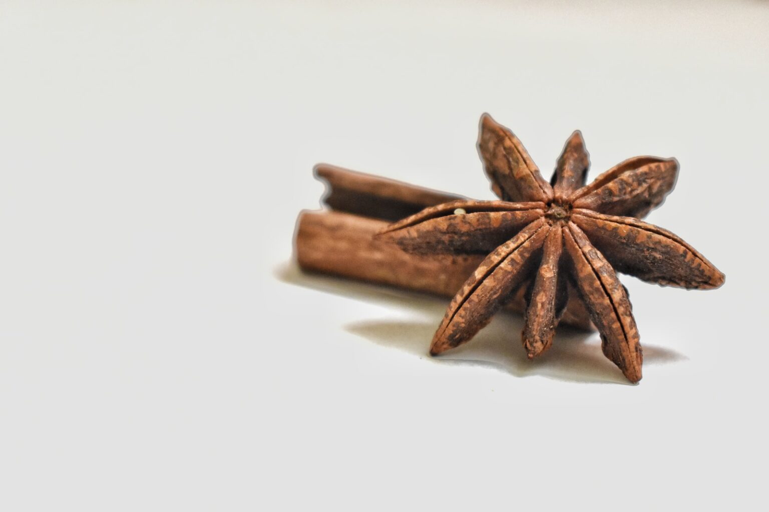 10 Spiritual Benefits And Uses Of Cloves | MandyNews